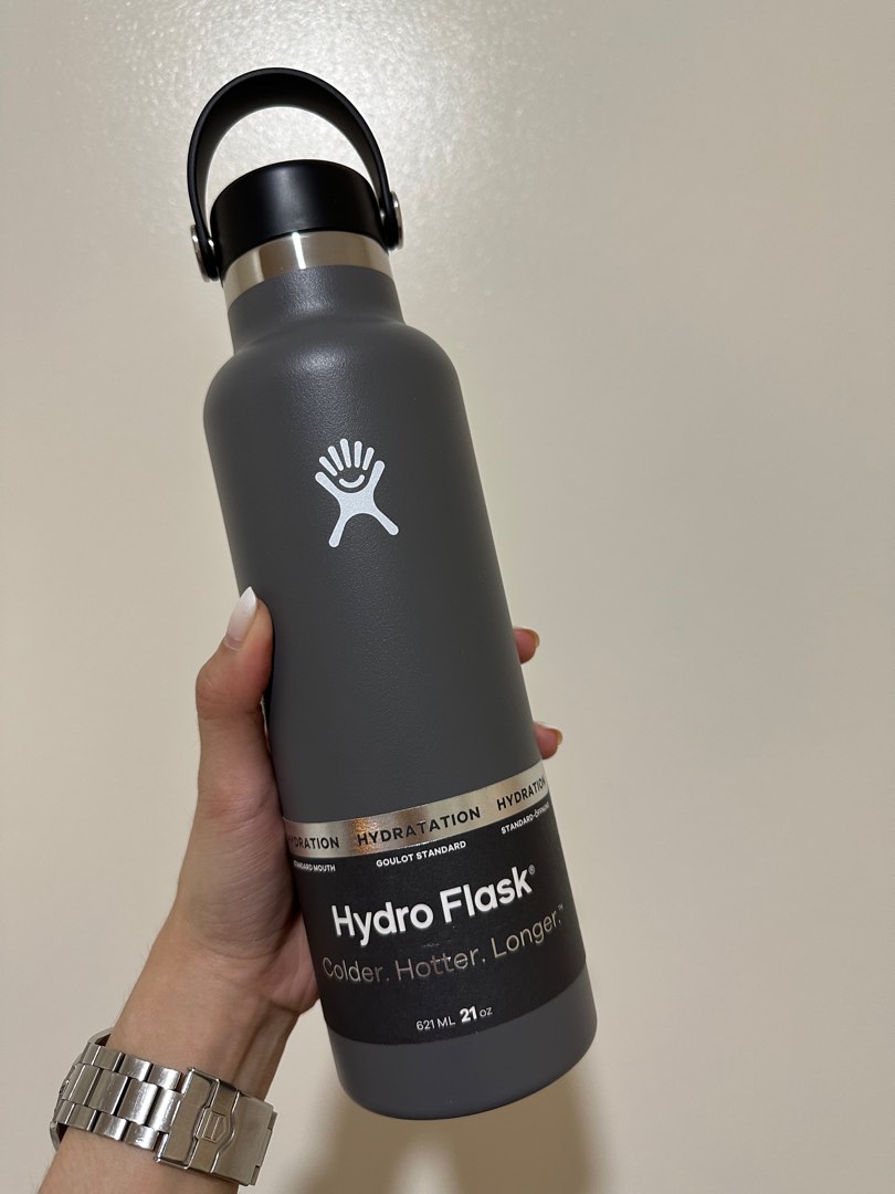 Hydro Flask 21oz Gray Original, Furniture & Home Living, Kitchenware ...
