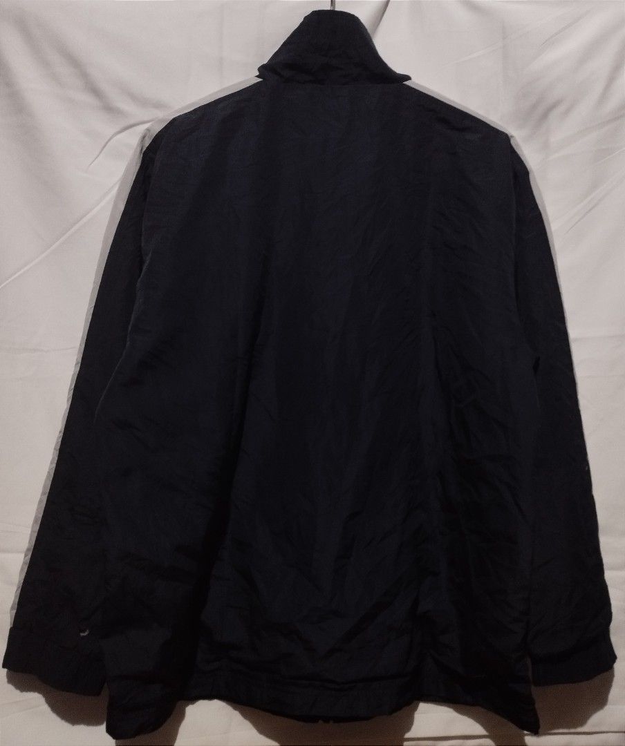 Kaepa windbreaker, Men's Fashion, Coats, Jackets and Outerwear on Carousell