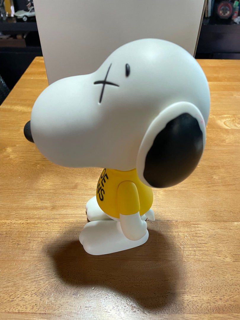 Kaws Snoopy, 興趣及遊戲, 玩具 & 遊戲類 - Carousell