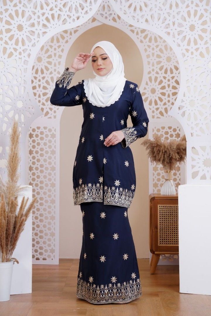 KEBARUNG SULAM SONGKET DEWI, Women's Fashion, Muslimah Fashion, Baju ...