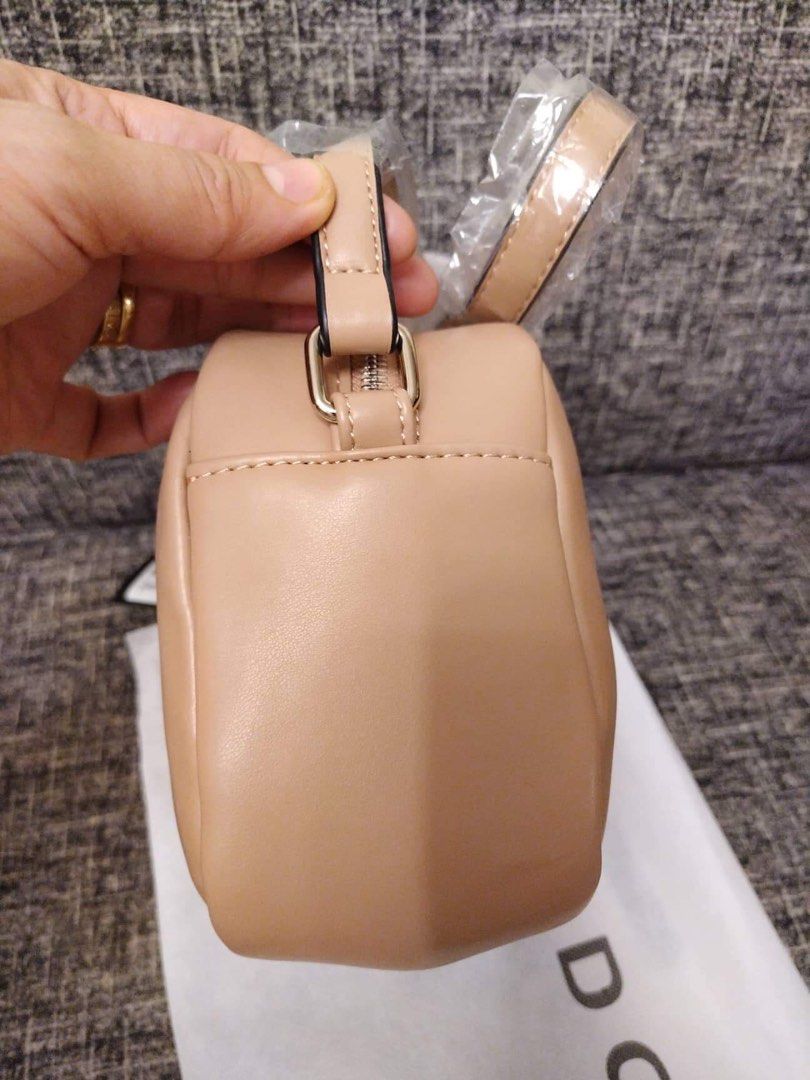 Keddo camera bag(original and brand new), Women's Fashion, Bags & Wallets, Cross-body Bags on ...