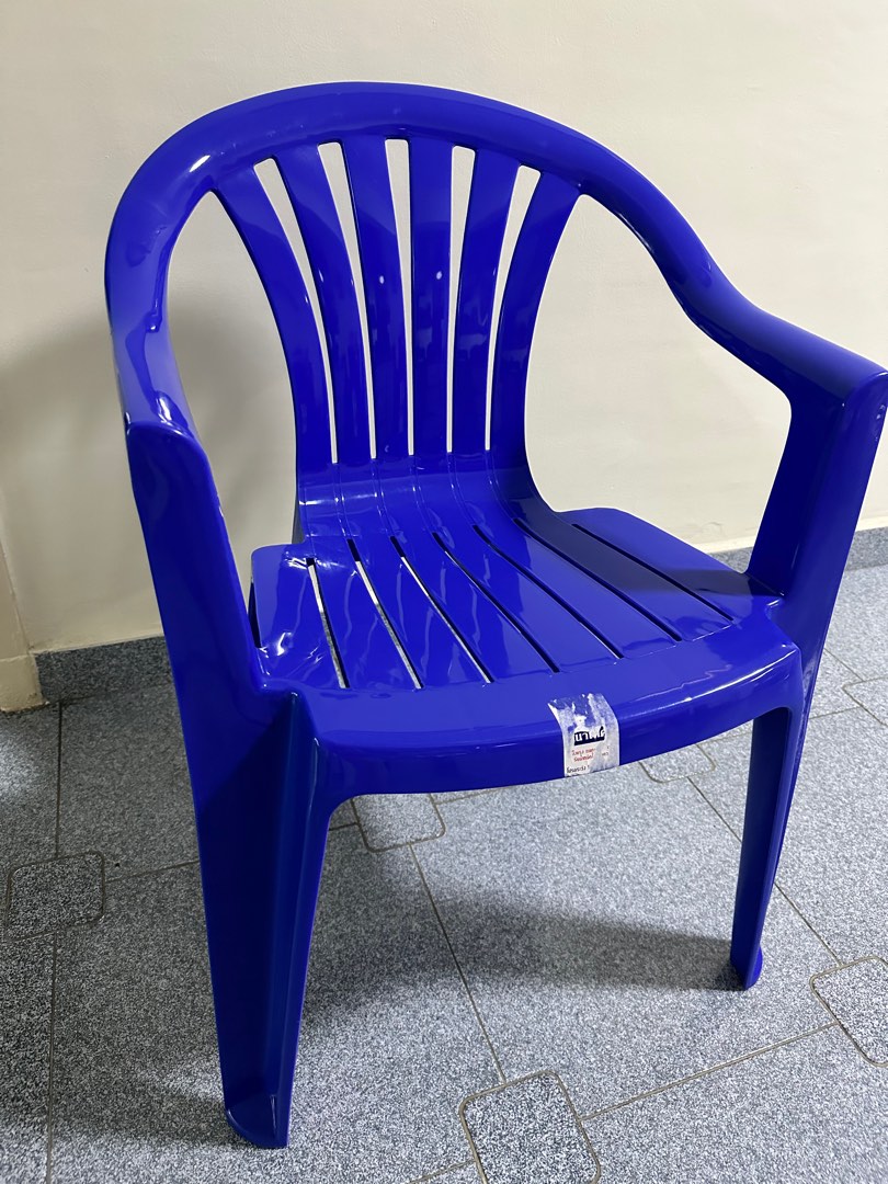 Light and durable plastic chair., Furniture & Home Living, Furniture ...