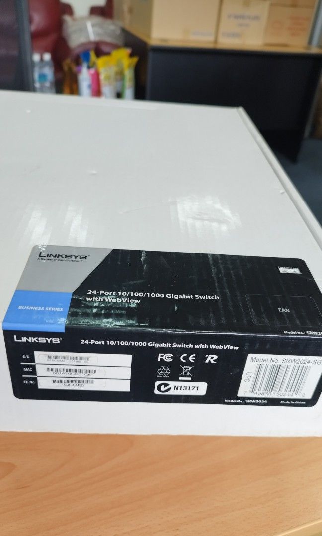 Linksys 24-Port 10/100/10000 Gigabit Switch with Website, Computers ...