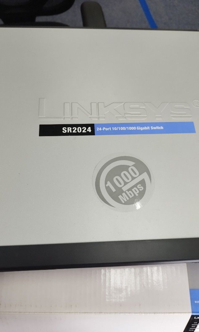 Linksys 24-Port 10/100/10000 Gigabit Switch with Website, Computers ...