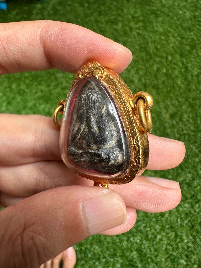 Lp toh yant na, Hobbies & Toys, Memorabilia & Collectibles, Religious ...