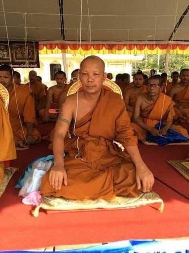 Luang Phor Thuad Daolit Wat Rai Archan Daeng 龙婆托 瓦莱, Hobbies & Toys ...