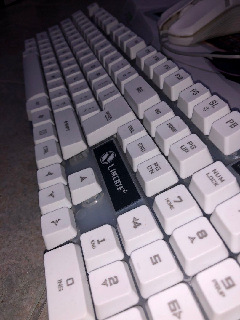 mechanical keyboard with lights — suitable for windows and mac ...