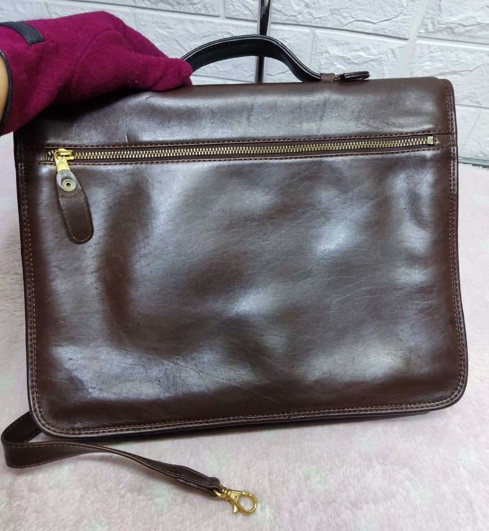 Original Bree Vintage Messenger Bag, Men's Fashion, Bags, Briefcases on ...