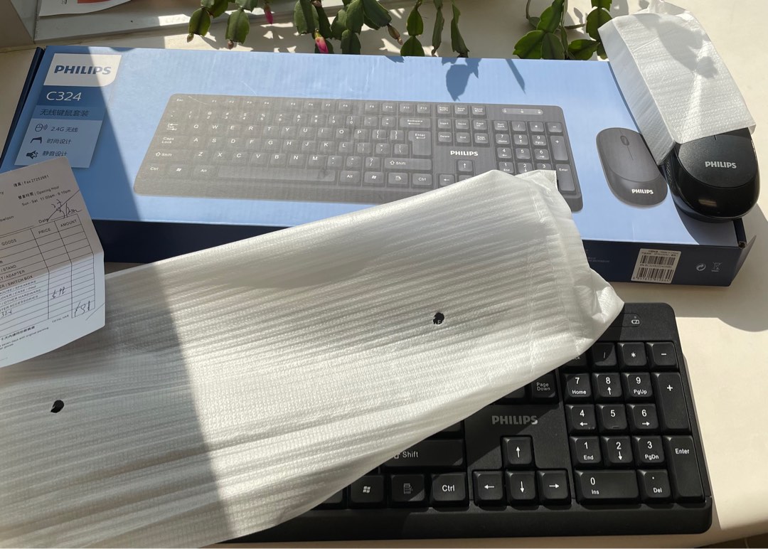 PHILIPS C324 wireless keyboard and mouse, 電腦＆科技, 電腦周邊及配件, 電腦鍵盤及相關產品 ...