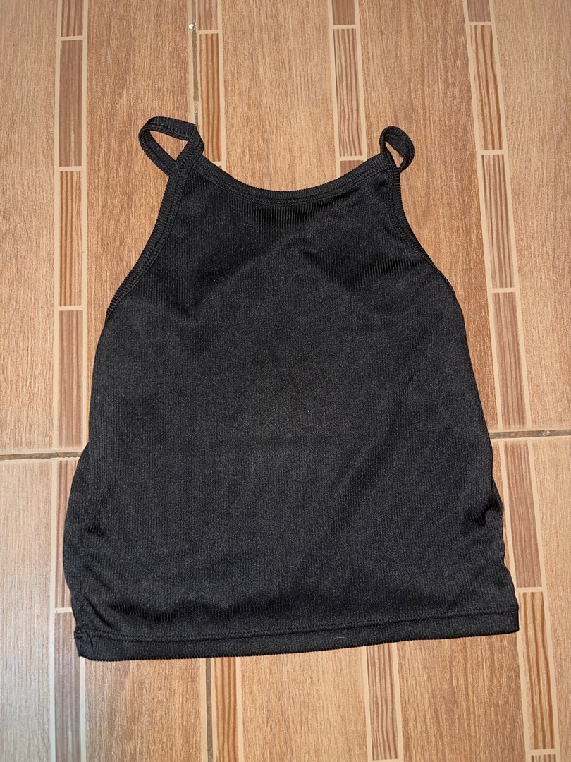 Plain black backless top, Women's Fashion, Tops, Sleeveless on Carousell