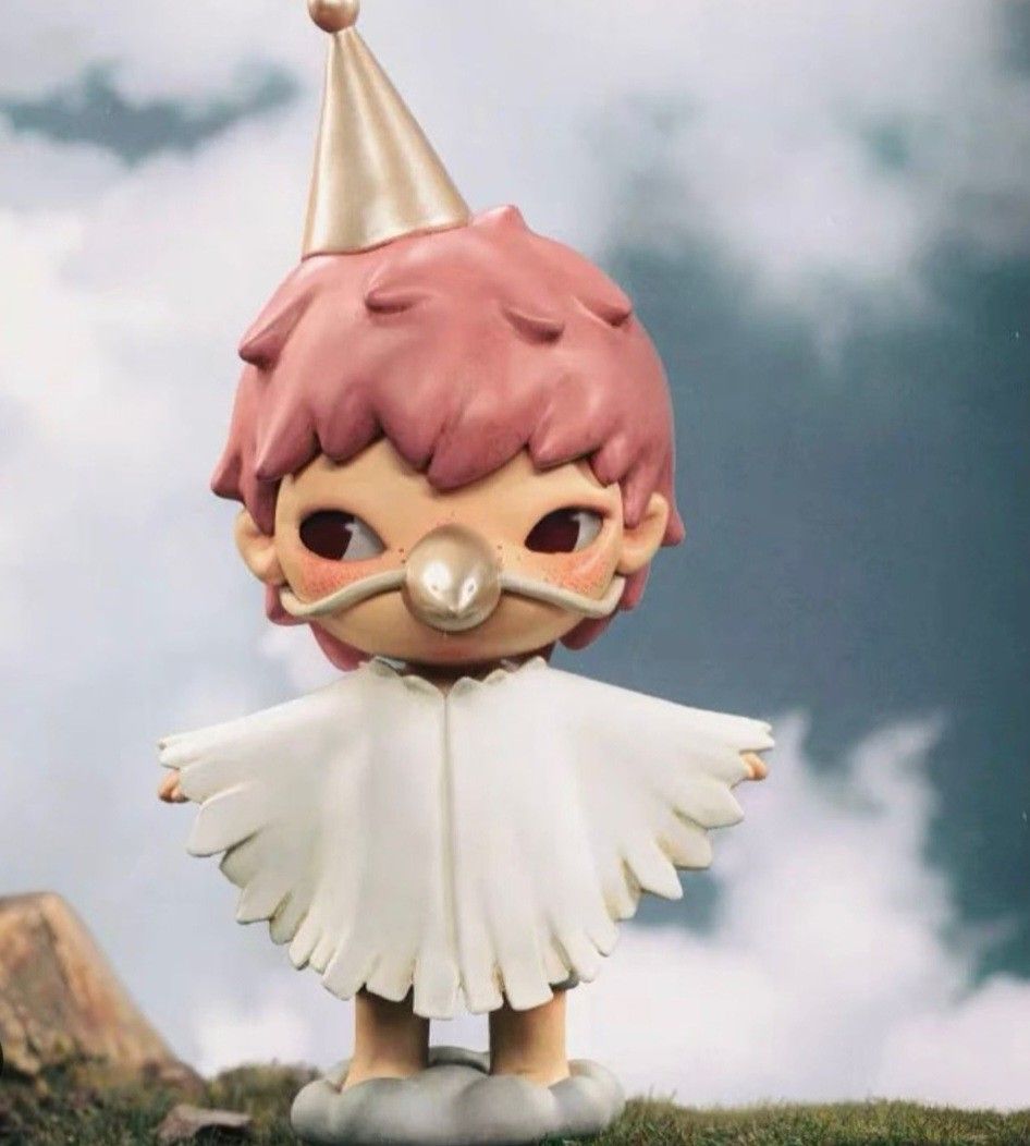 Popmart Hirono little mischief bird man, Hobbies & Toys, Toys & Games ...