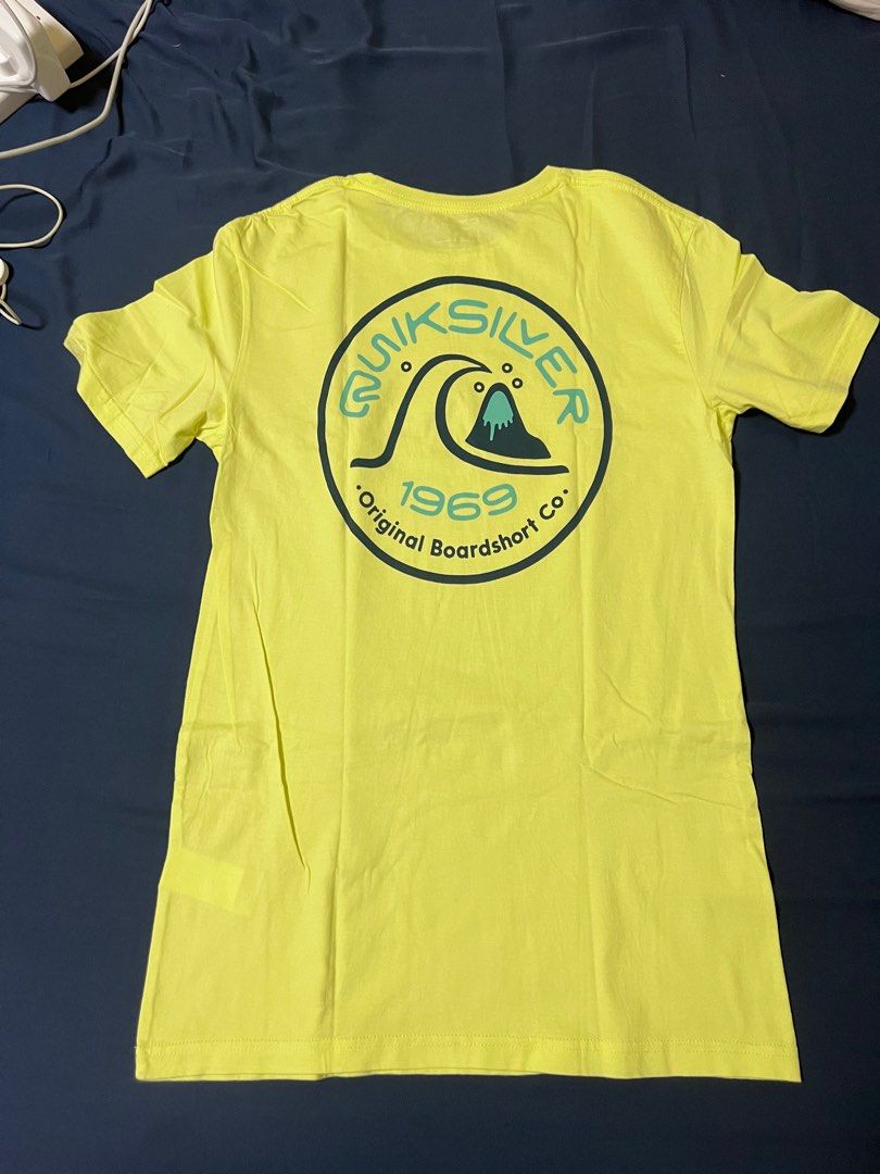 Quicksilver tee, Men's Fashion, Tops & Sets, Tshirts & Polo Shirts on ...