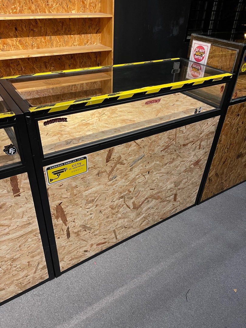 Rack showcase, Furniture & Home Living, Outdoor Furniture on Carousell