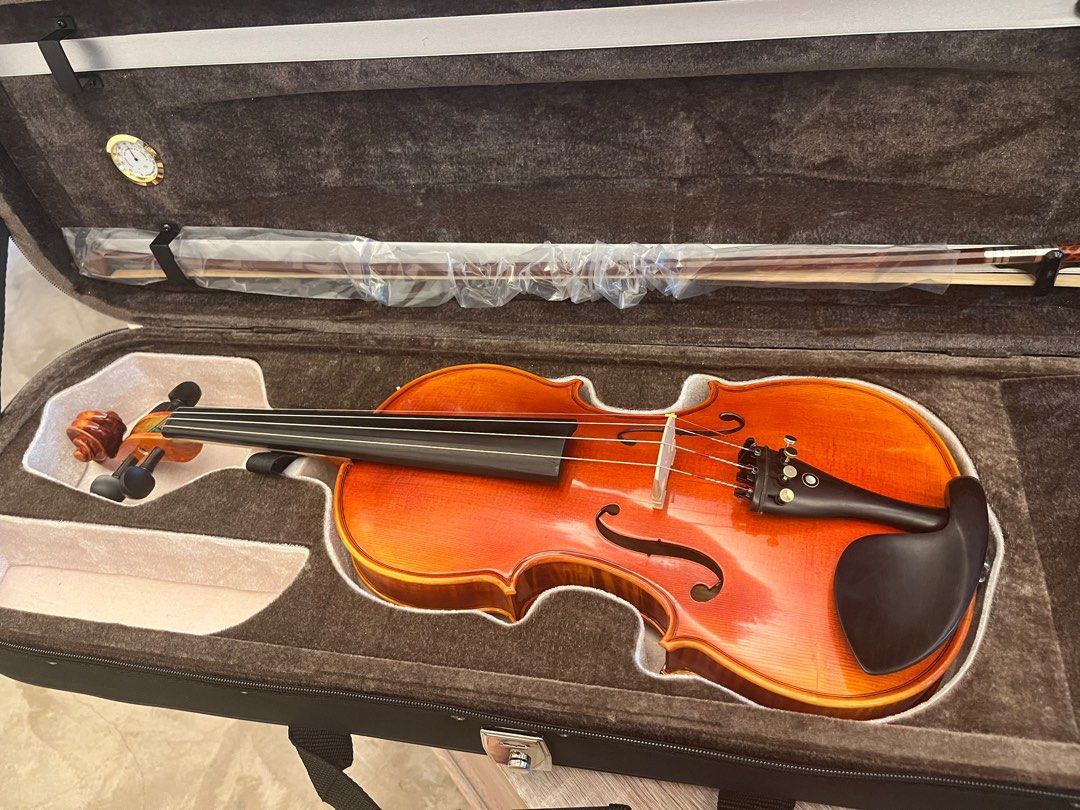 Rare handmade violin model very good tone and sound, Hobbies & Toys ...
