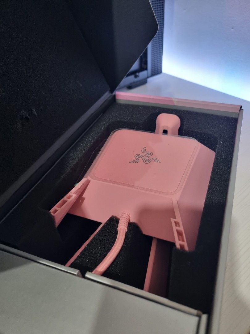 Razer Base Station Chroma Quartz Pink RGB Headphone stand, Computers ...