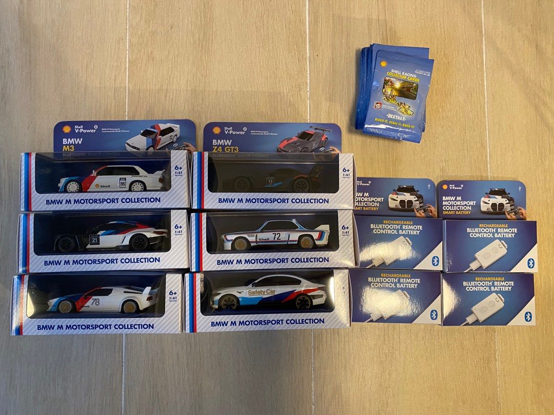 Shell BMW 遙控車仔全套6架（連4舊電 + 12塊地圖）, 興趣及遊戲, 玩具 & 遊戲類 - Carousell