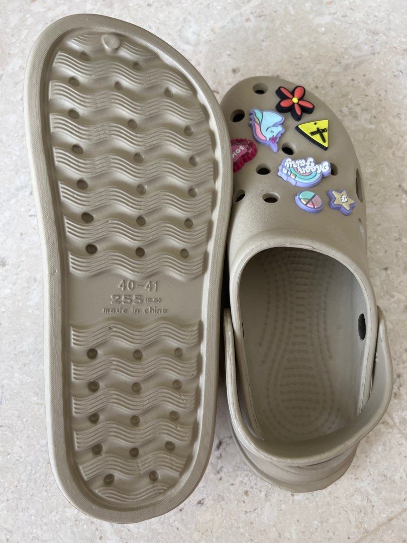 Shoes (not Crocs), Men's Fashion, Footwear, Flipflops and Slides on ...