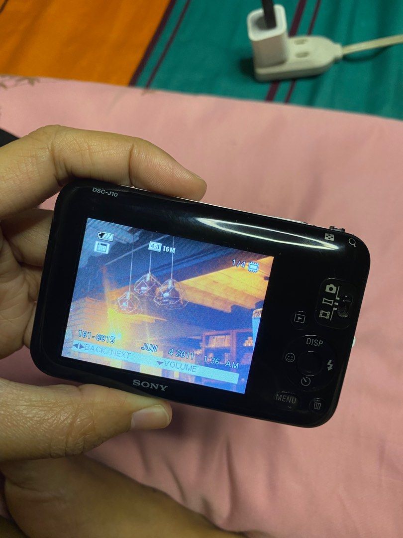 SONY CYBERSHOT J10, Photography, Cameras on Carousell