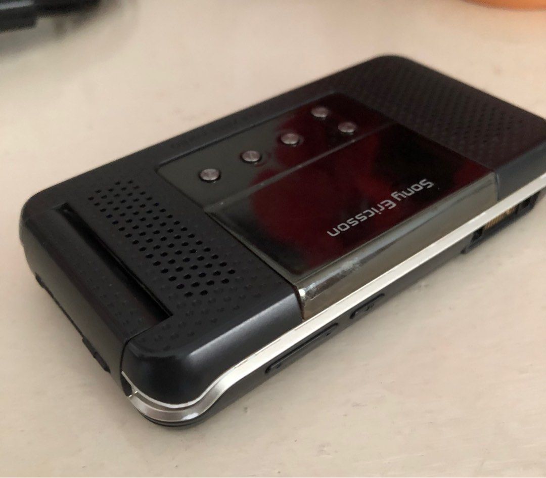 Sony Ericsson R306, Mobile Phones & Gadgets, Mobile Phones, Early ...