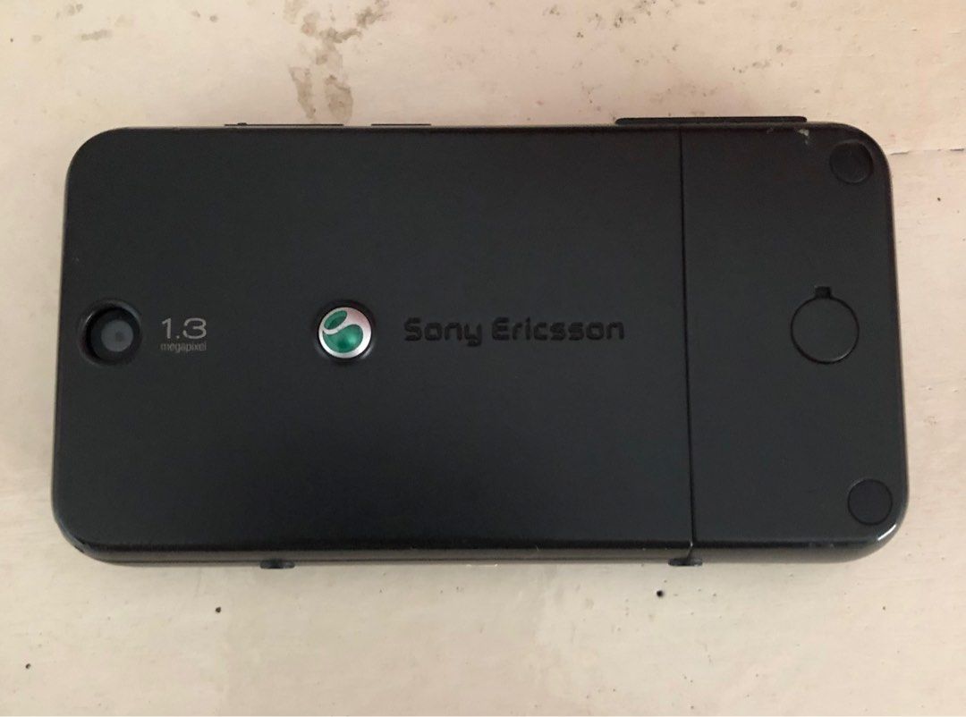 Sony Ericsson R306, Mobile Phones & Gadgets, Mobile Phones, Early ...