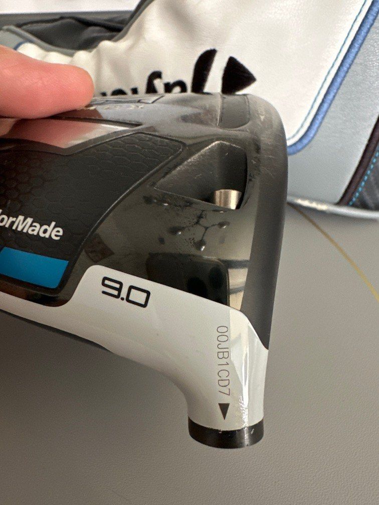 Taylormade sim max driver head only, Sports Equipment, Sports & Games ...