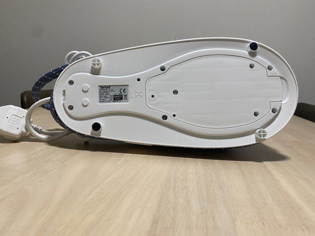 Tefal Tweeny NI-5011 steam iron, TV & Home Appliances, Irons & Steamers ...
