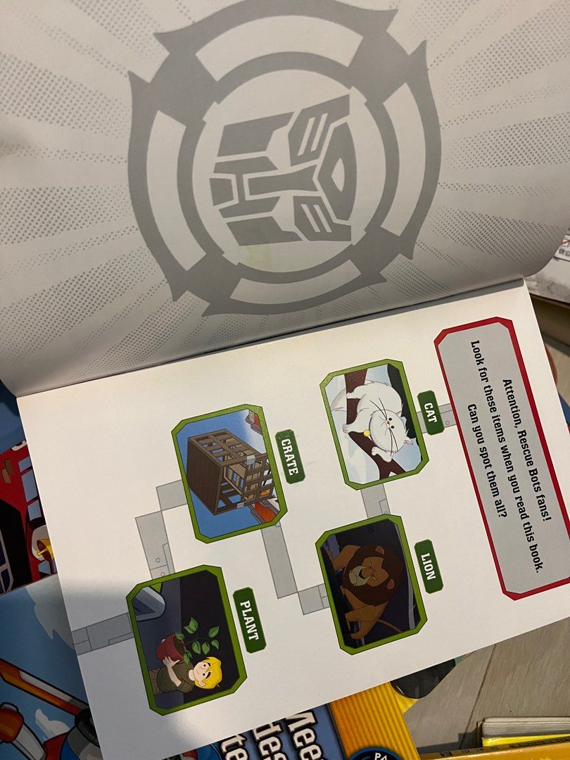 Transformers books set, 興趣及遊戲, 書本 & 文具, 兒童書籍 - Carousell