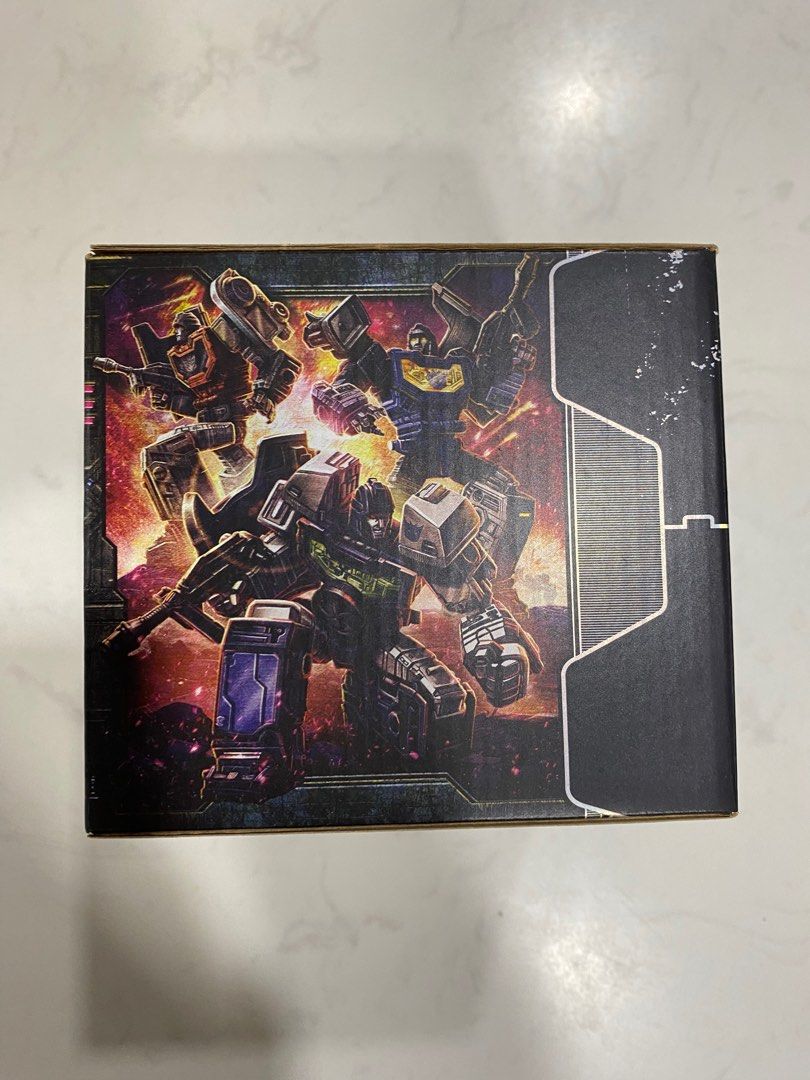 Transformers WFC - Reflector, Hobbies & Toys, Memorabilia ...