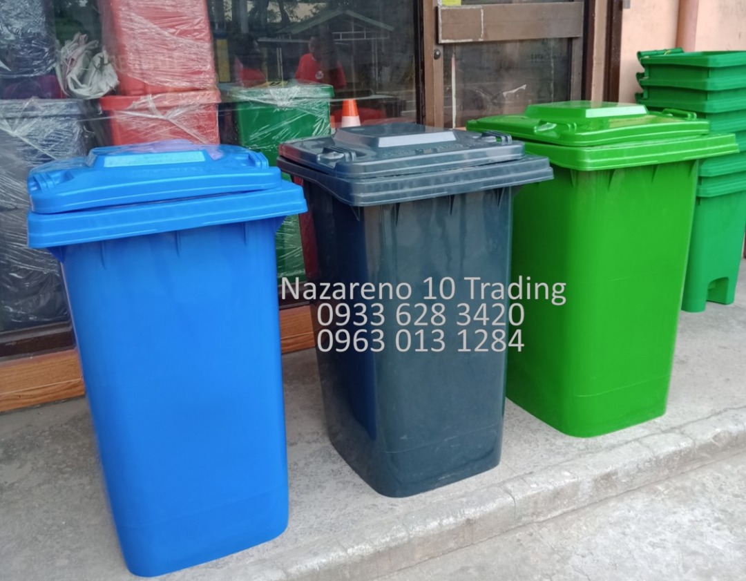 UGA / rolling Trash Bin Wheeled Trash Bin, Furniture & Home Living ...