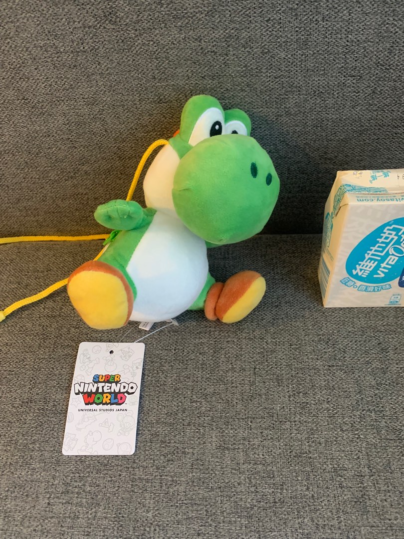 Universal studio Japan yoshi 公仔, 興趣及遊戲, 玩具 & 遊戲類 - Carousell
