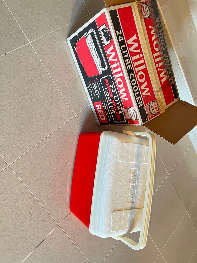 Willow 24L cooler, Sports Equipment, Hiking & Camping on Carousell