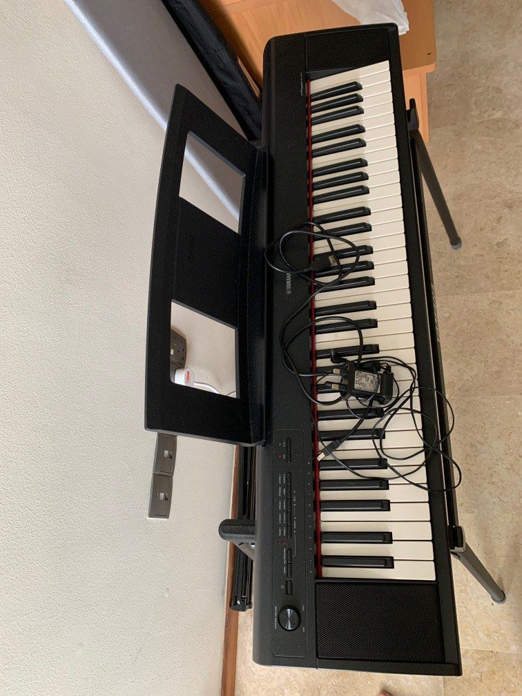 Yamaha Piaggero NP-12, Hobbies & Toys, Music & Media, Musical ...