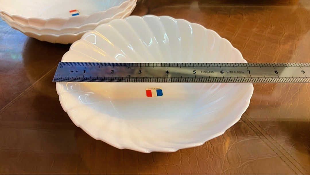 Arcopal Dish Set of 4 White Plates Made in Arc France, Furniture & Home ...