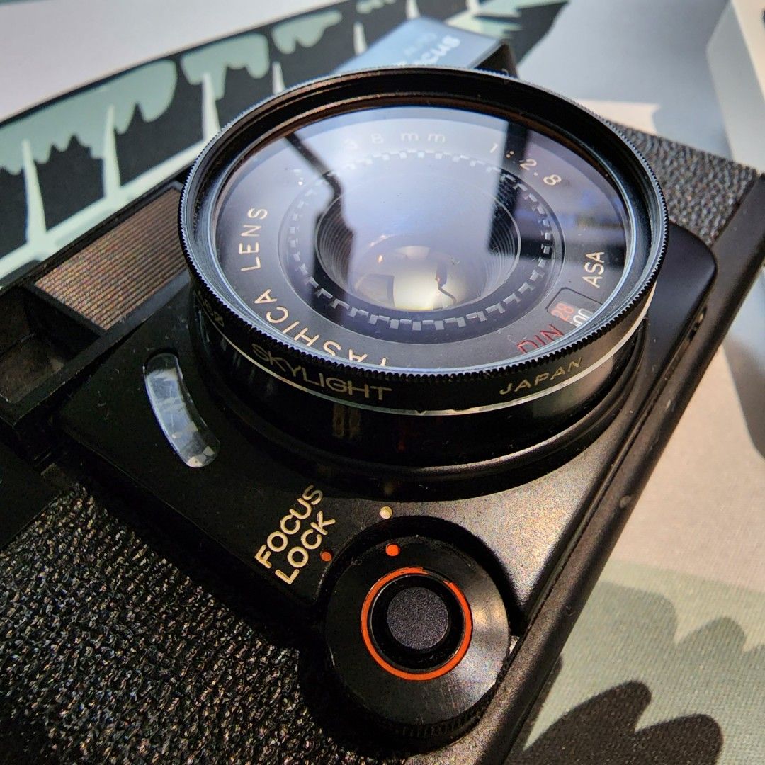 Yashica Autofocus Film Vintage Camera, Photography, Cameras on Carousell