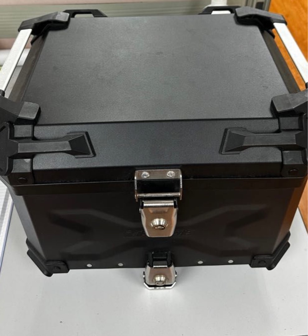 Zedge box 50L, Motorcycles, Motorcycle Accessories on Carousell