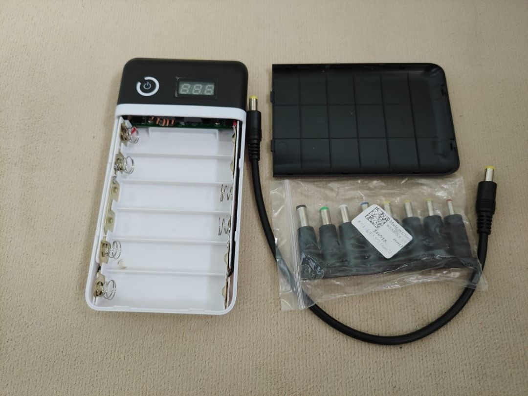 Aili 3.6V to 21V Powerbank for Laptop, Router, Mobile With Cable And ...