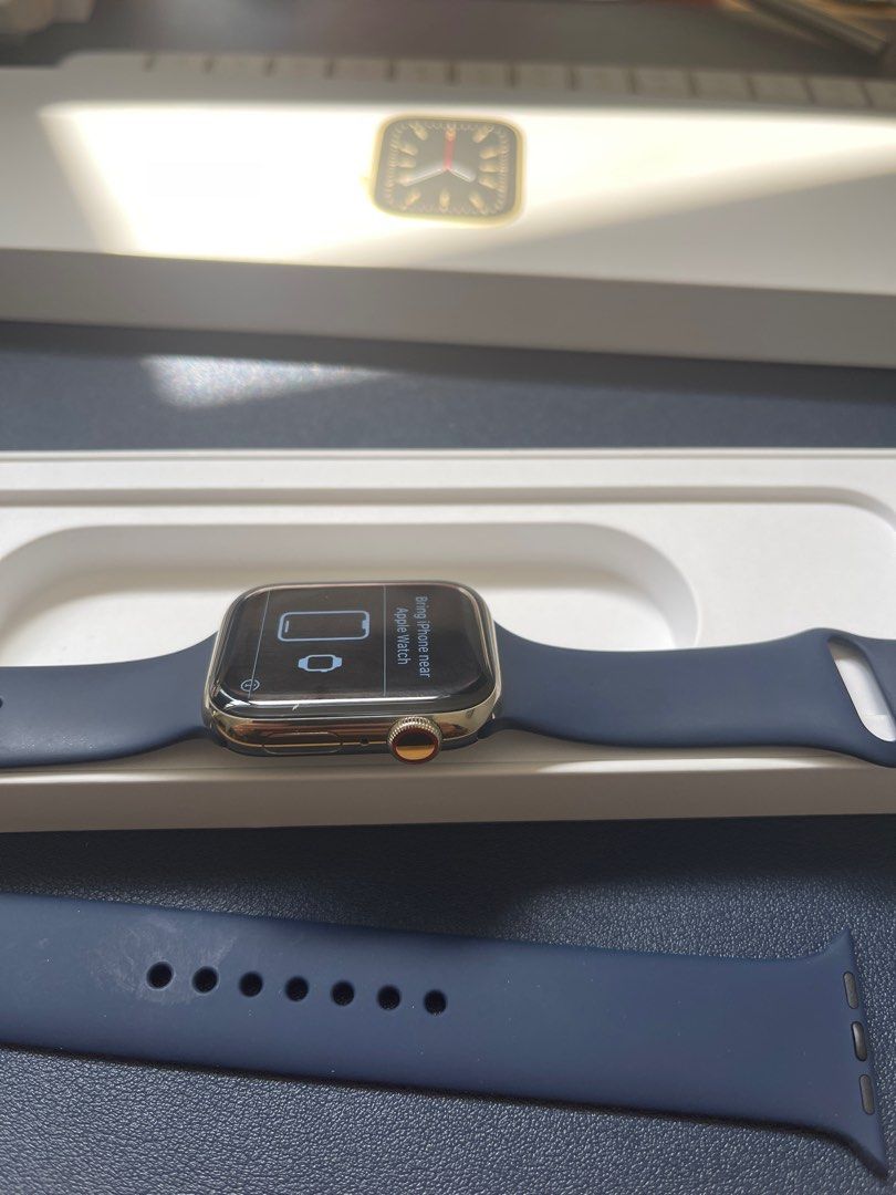 Apple Watch Series 6 GPS + Cellular 44mm Gold Stainless Steel with Deep ...