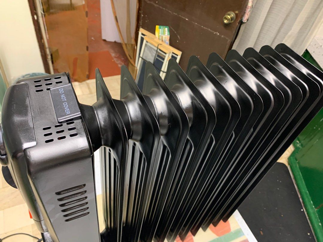 Arlec 11 Fins Column Oil Heater 220volts Tv And Home Appliances Air Conditioning And Heating On