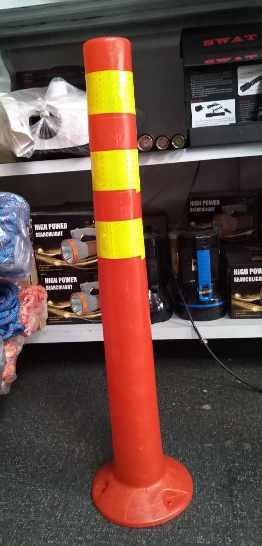 Bollard Traffic Cone Reflectorized 28 inches size, Commercial ...