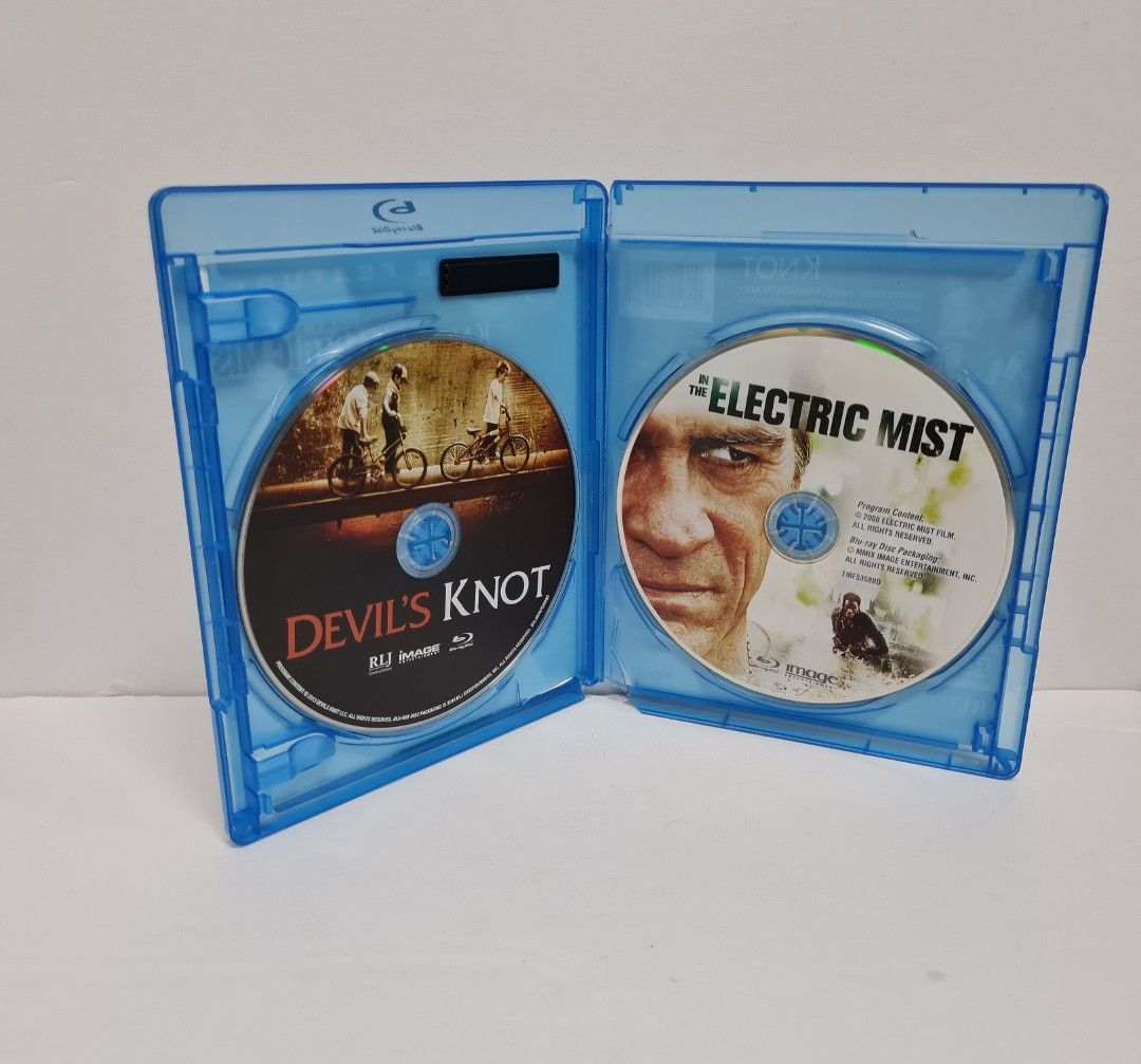 [Pre-Owned] Blu Ray Devil's Knot + In The Electric Mist Double Feature Movie, Hobbies & Toys ...