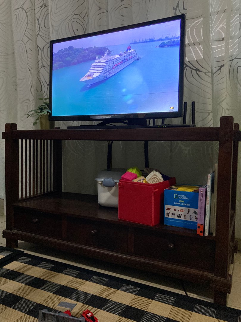 Classic TV Console, Furniture & Home Living, Furniture, TV Consoles on ...