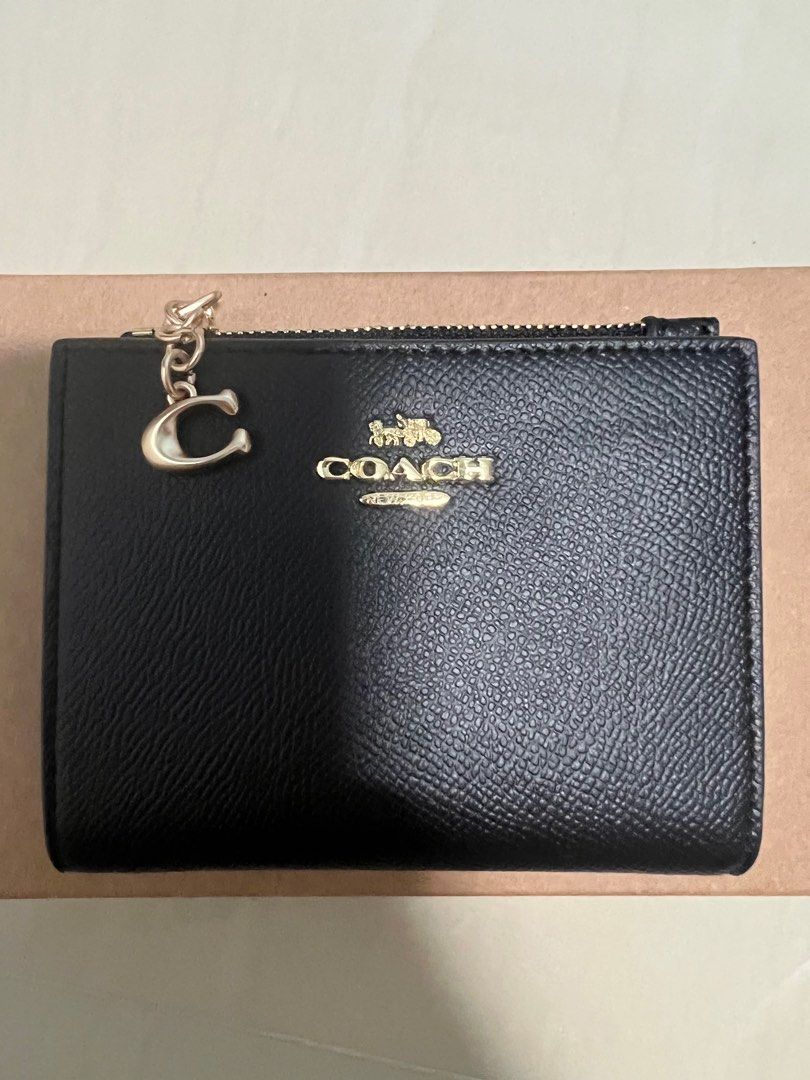 Coach Wallet, Women's Fashion, Bags & Wallets, Wallets & Card Holders ...