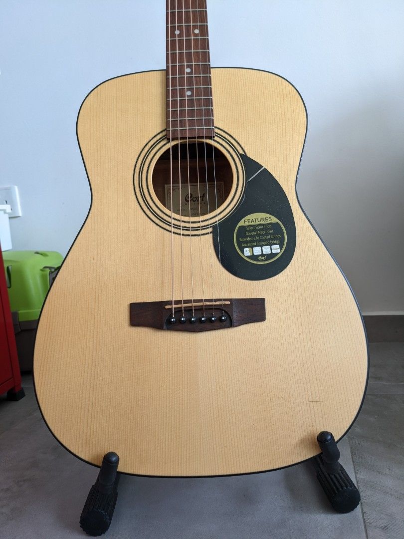 Cort Acoustic Guitar, Hobbies & Toys, Music & Media, Musical ...