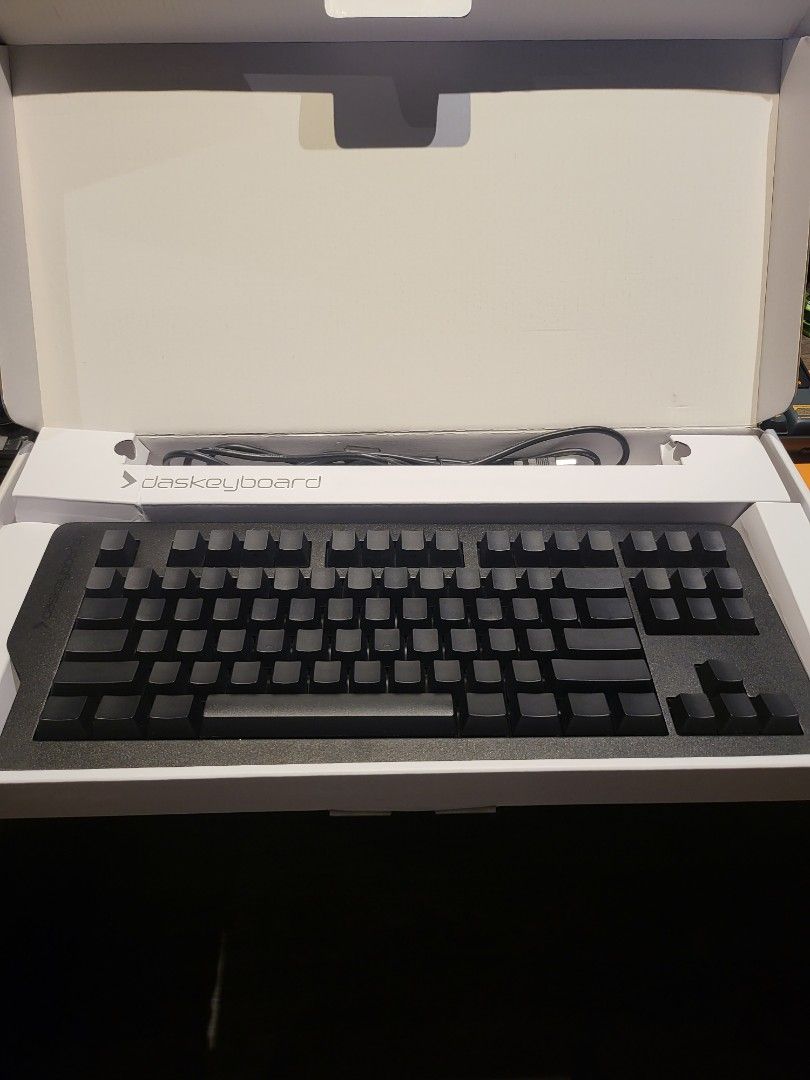 Das Keyboard 4C TKL Mechanical Keyboard No Legend (Cherry Blue Switch), Computers & Tech, Parts ...