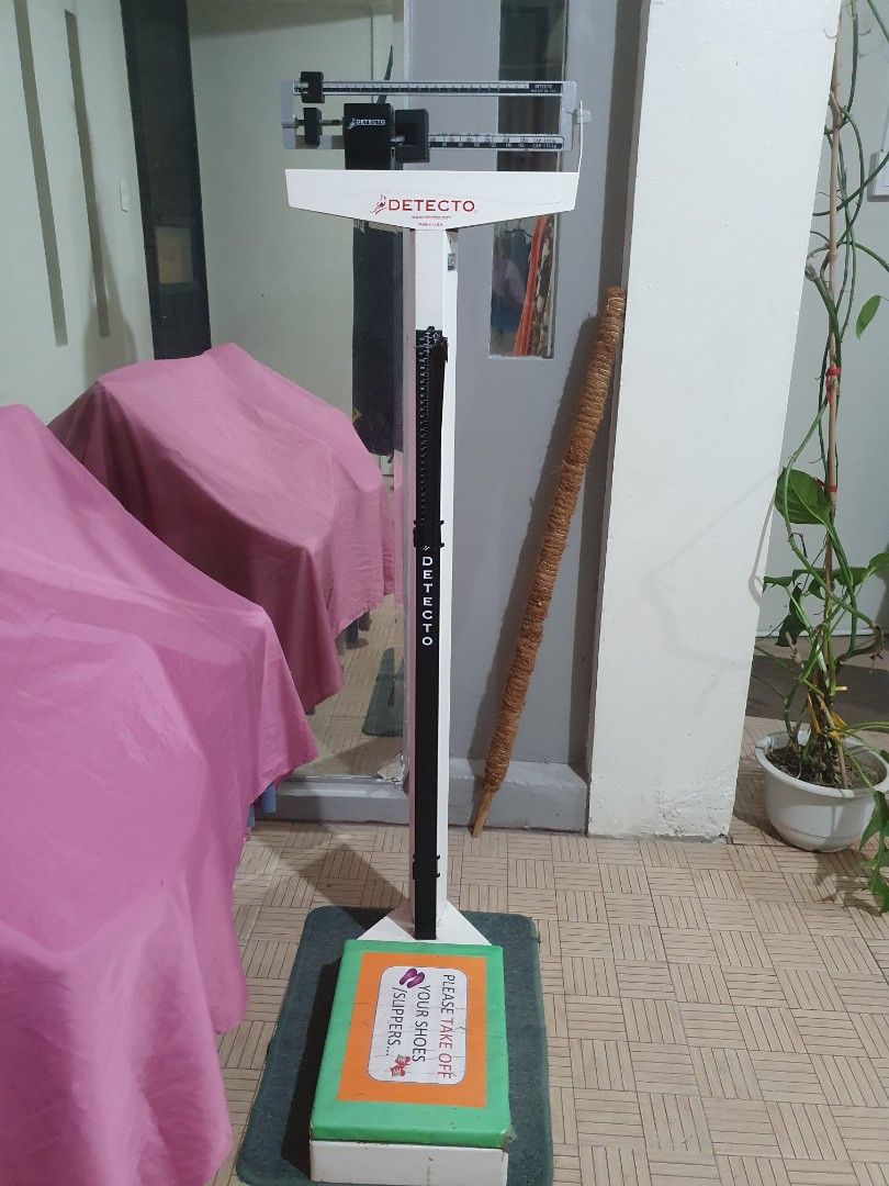 Detecto weighing scale, Sports Equipment, Other Sports Equipment and Supplies on Carousell