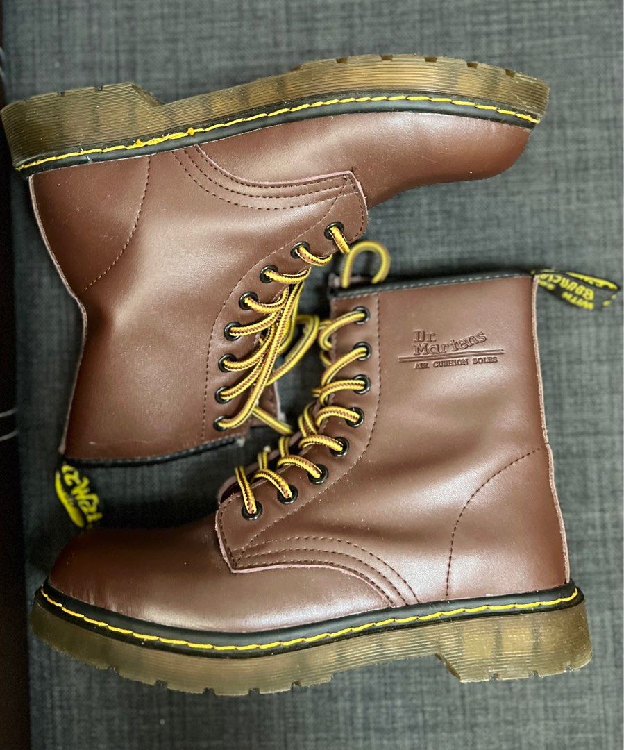 Dr Martens, Women's Fashion, Footwear, Boots on Carousell