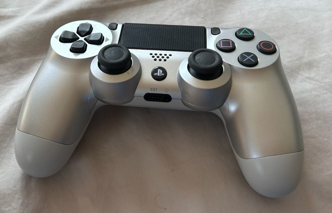 OFFICIAL DualShock 4 Wireless Controller for PlayStation 4, Video ...