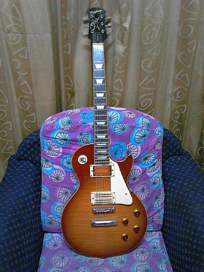 Epiphone standard 2000 mik, Hobbies & Toys, Music & Media, Musical Instruments on Carousell