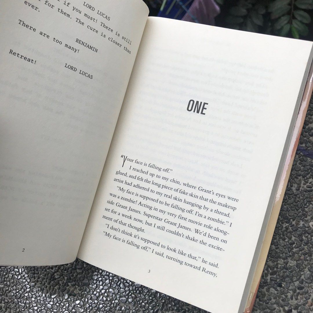 Fame, Fate, and the First Kiss, Hobbies & Toys, Books & Magazines ...