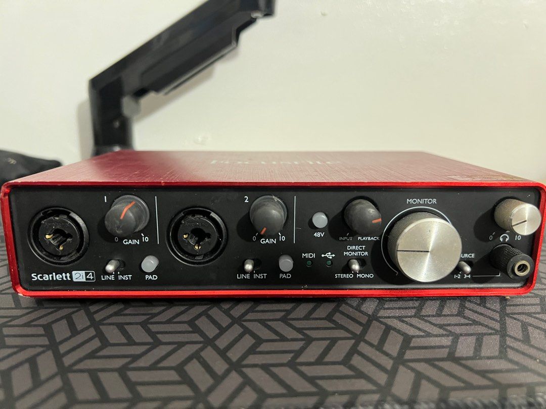 Focusrite 2i4 (2nd Generation), Audio, Other Audio Equipment on Carousell